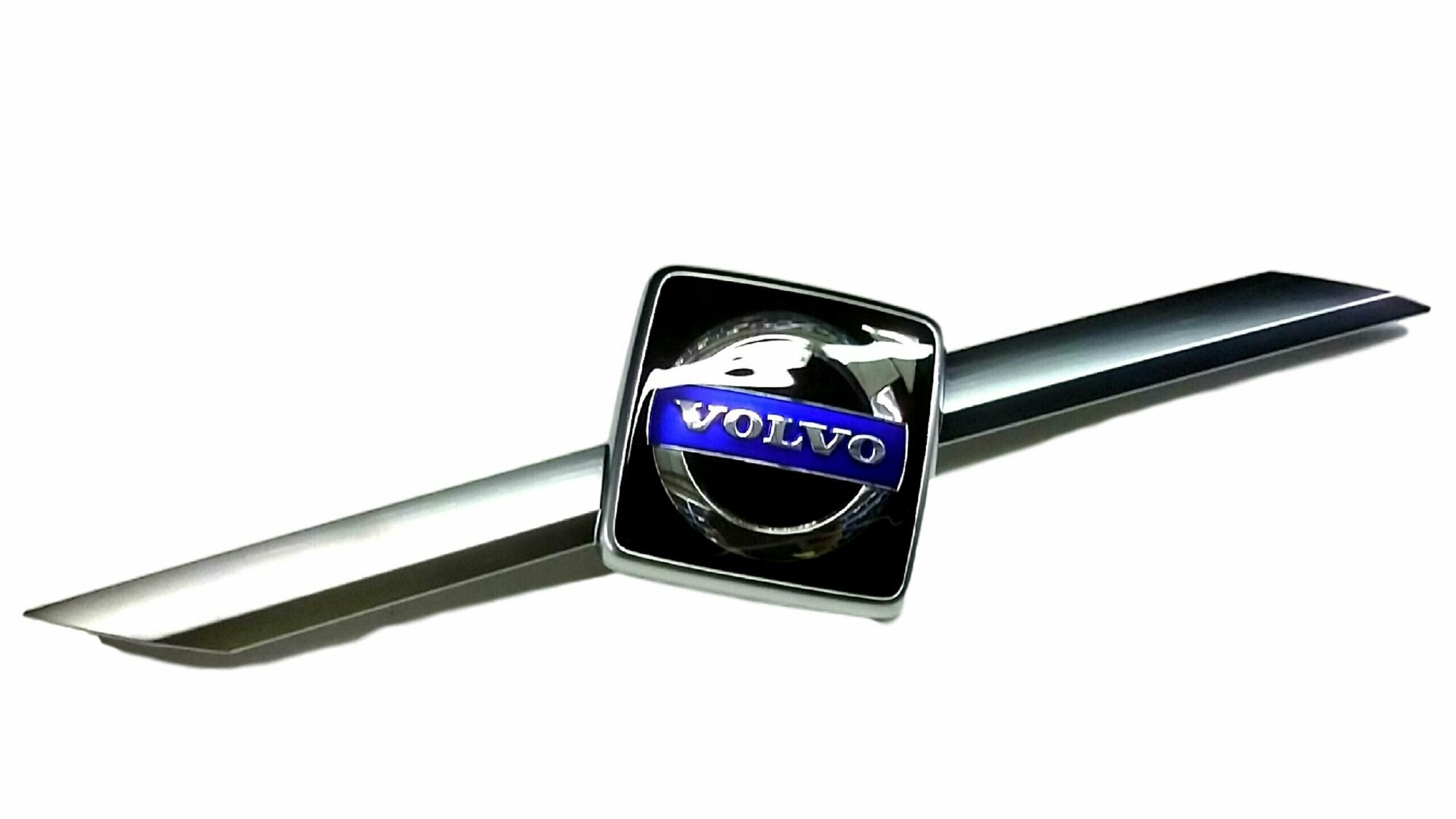 Эмблема VOLVO XC90