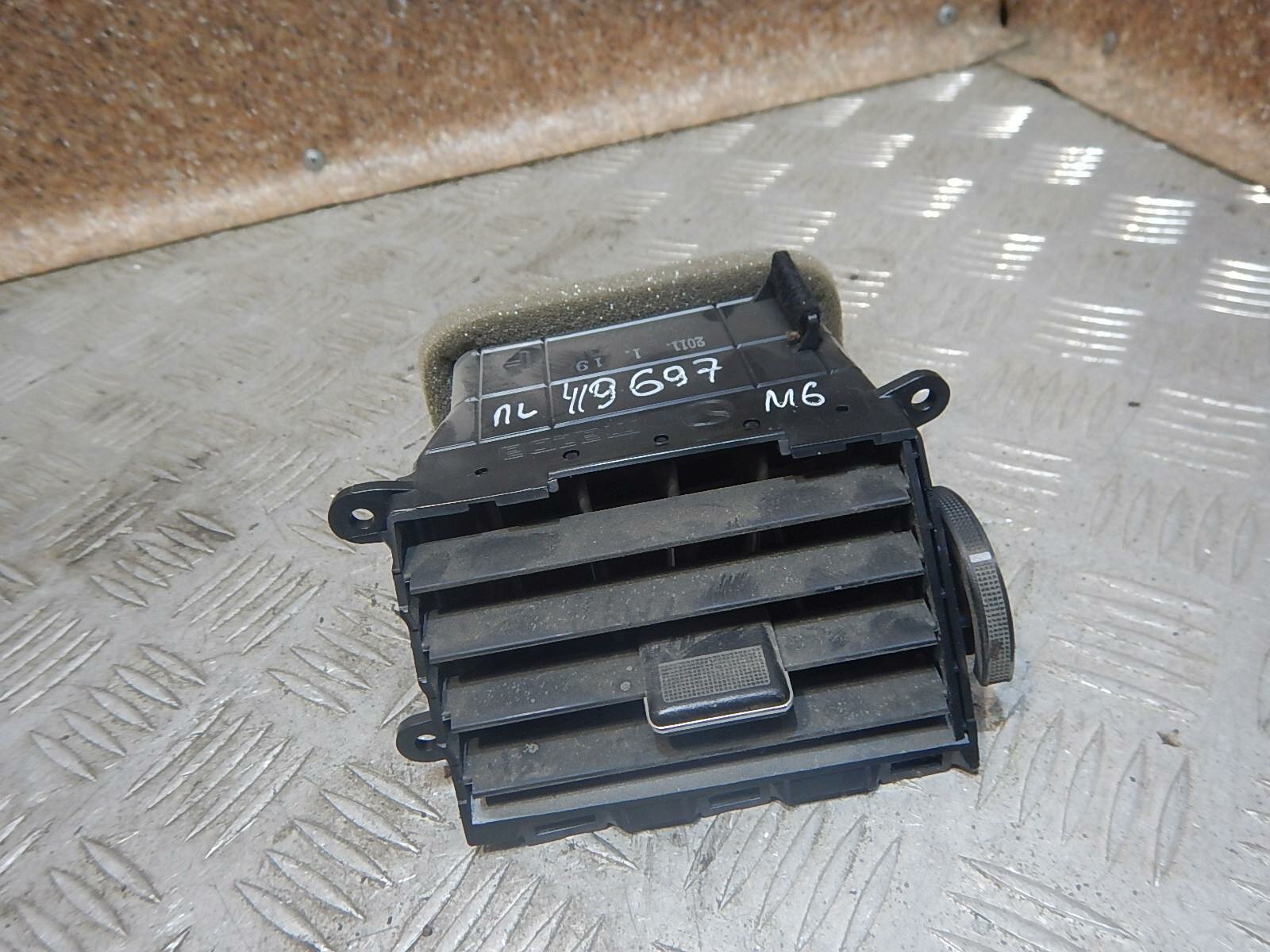 Б/У Дефлектор воздушный, Mazda (Мазда)-6 (GH) (07-) MAZDA 6 (GH) (07-) центральный левый Без видимых повреждений. 419697 ...