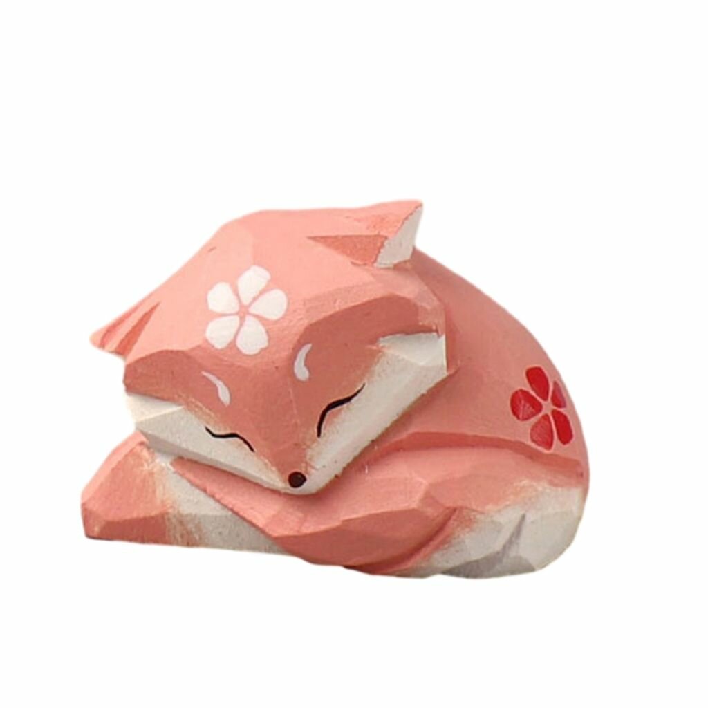 Деревянная фигурка лисы