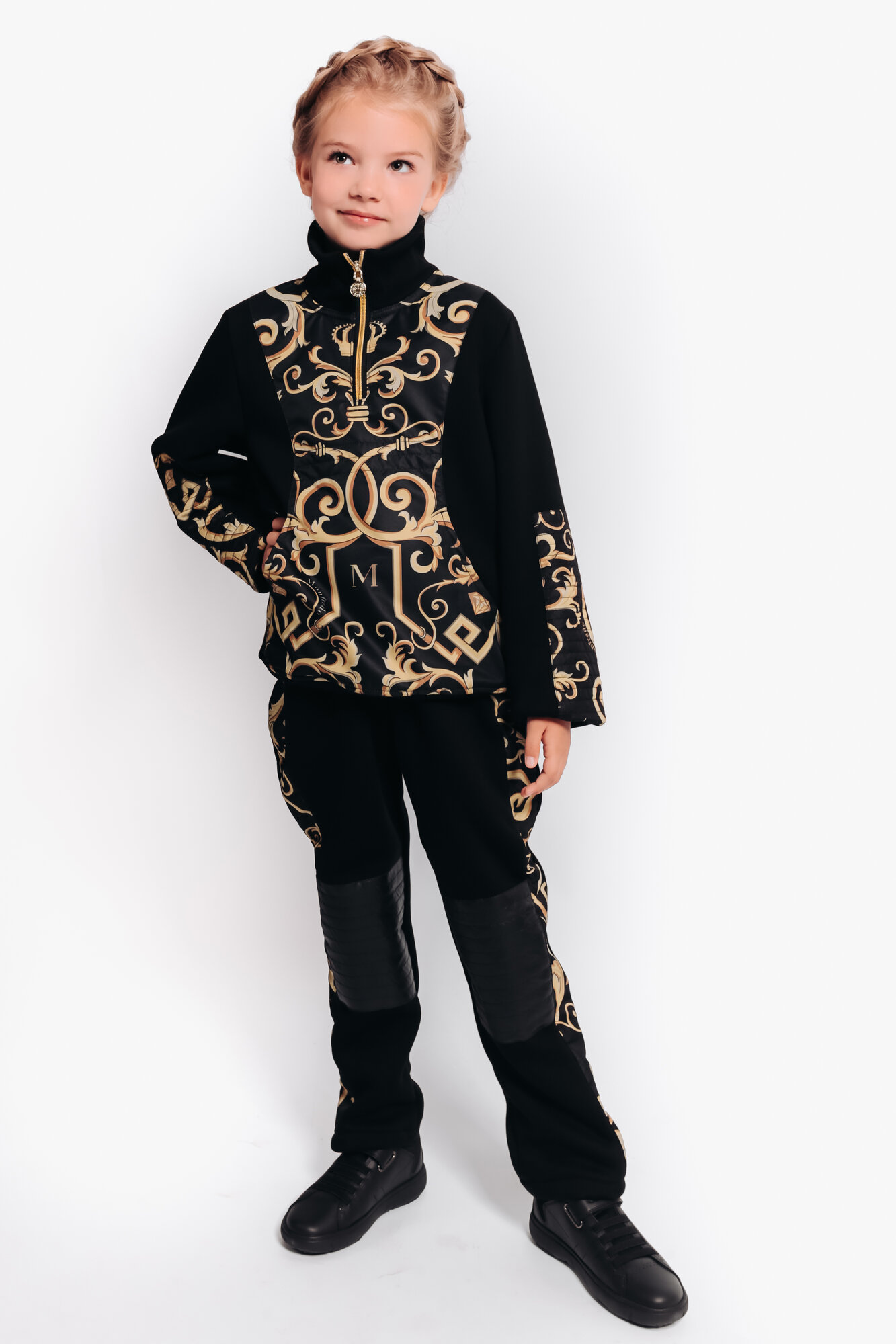 Костюм спортивный