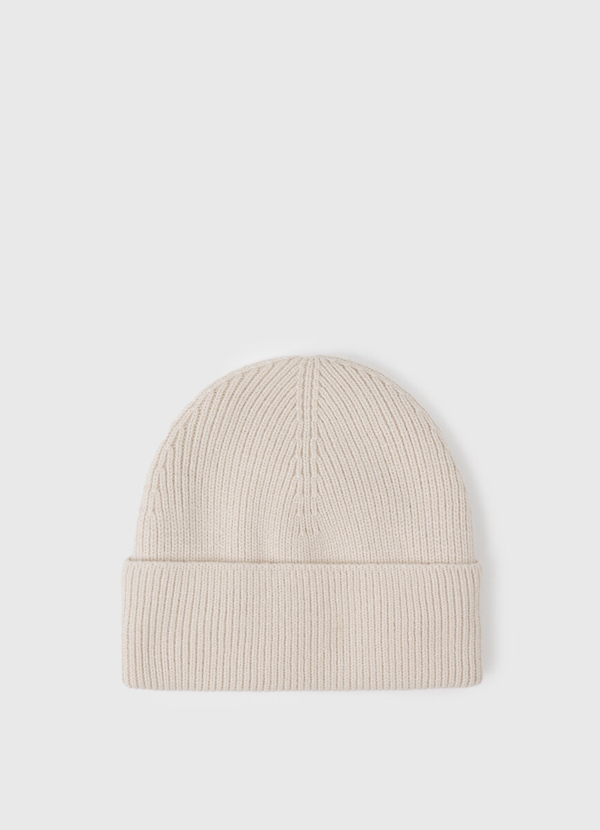 Шапка Осень-зима 2025 для женщин