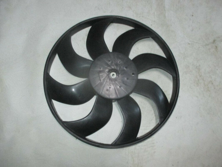 Крыльчатка вентилятора 1430016 1530980 1224267 1232292 ZVXYFCS032 Форд Фокус 2 Мазда 1,8-2,0л - ZZVF