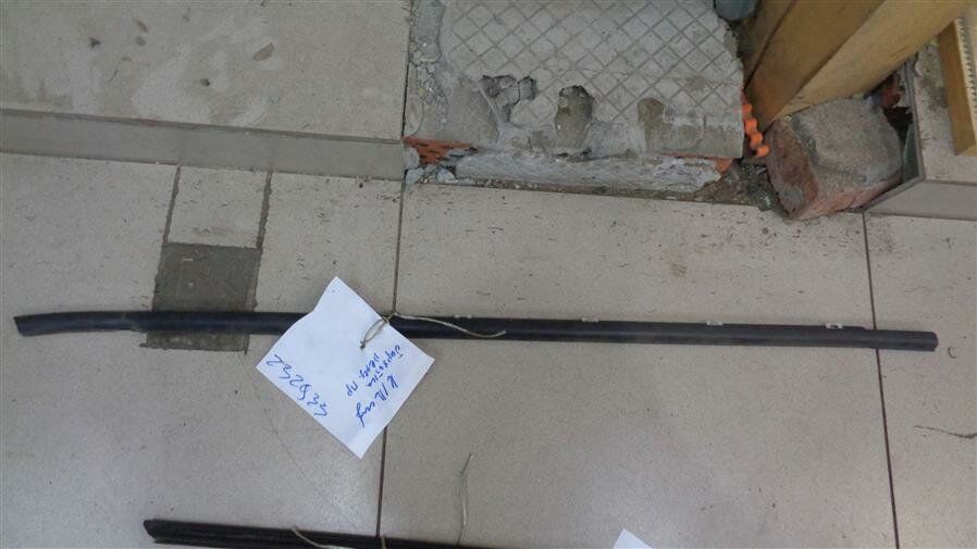 Накладка стекла переднего правого (бархотка) от Kia Ceed 2012-2018