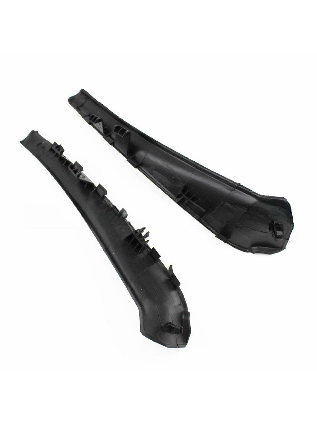 Неисправный дефлектор стеклоочистителя переднего крыла