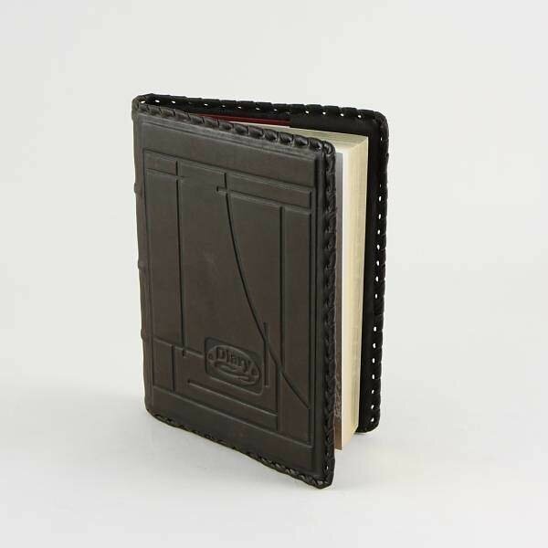 Ежедневник Василевский и Сыновья "Дневник", кожаный переплет, 22 см x 16 см