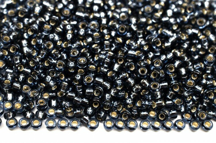 Бисер японский MIYUKI круглый 11/0 #2426 серый, серебряная линия внутри, 10 грамм