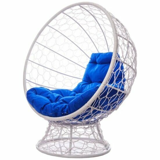 Кресло M-group кокос на подставке с ротангом белое, синяя подушка