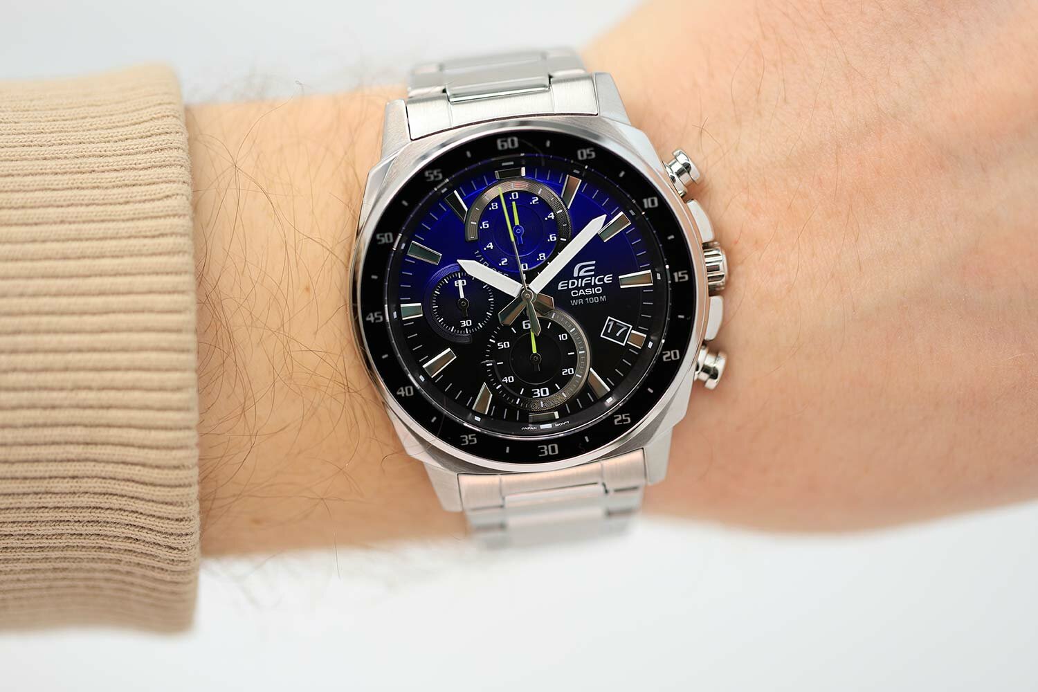 Наручные часы CASIO Edifice, серебряный/черный — фото 1