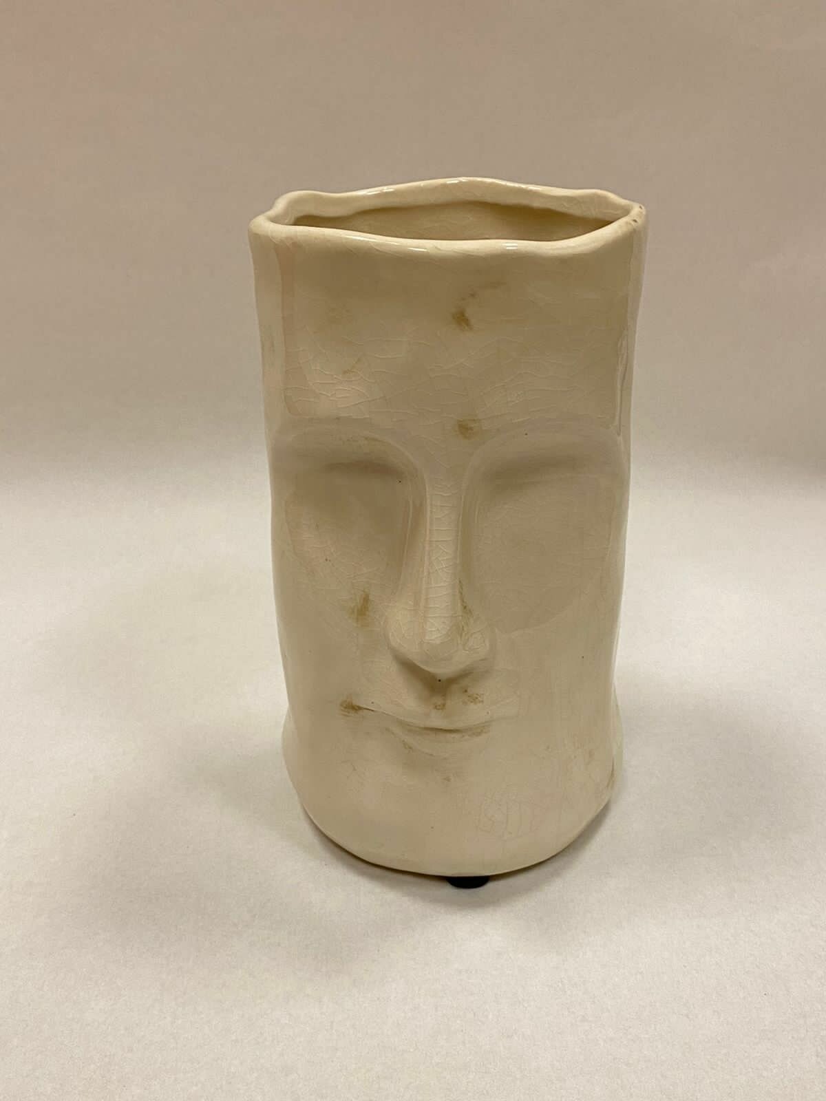 Ваза керамическая винтажная в стиле прованс / Ваза декоративная с узором для цветов/ Оригинальная ваза для декора интерьера / Красивый сувенир в подарок маме, бабушке, сестре, родителям, подруге на 8 марта, день рождения, юбилей, новоселье / Высота 22 см