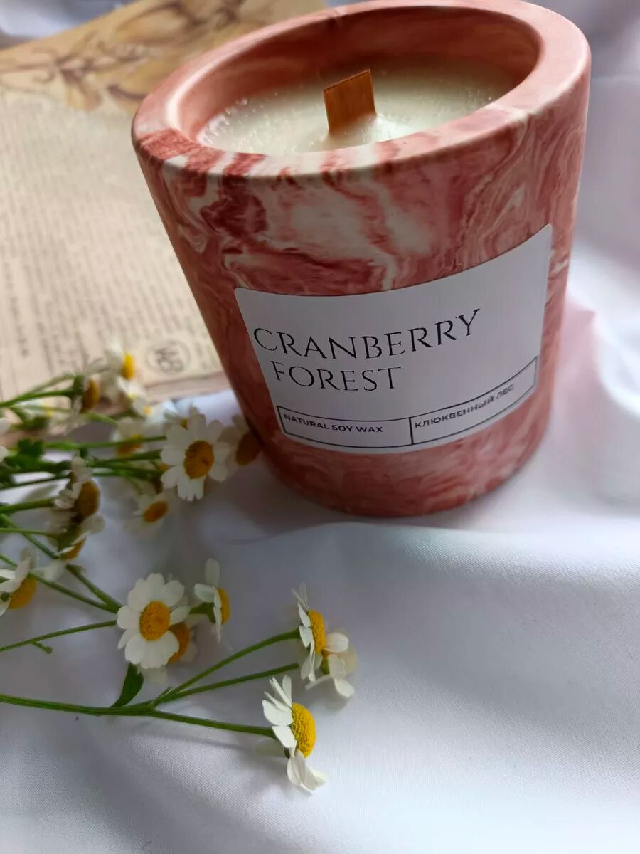 Свеча ароматическая "Клюквенный лес"