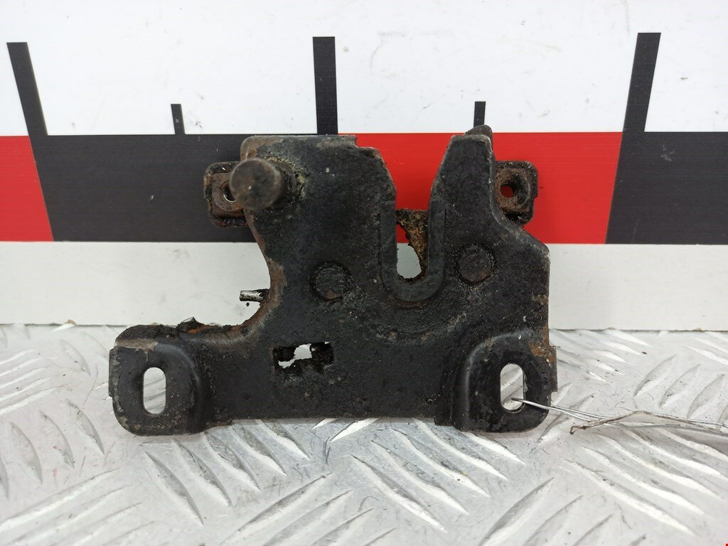 Замок капота Audi A4 B5 8D0823509J арт. 801562