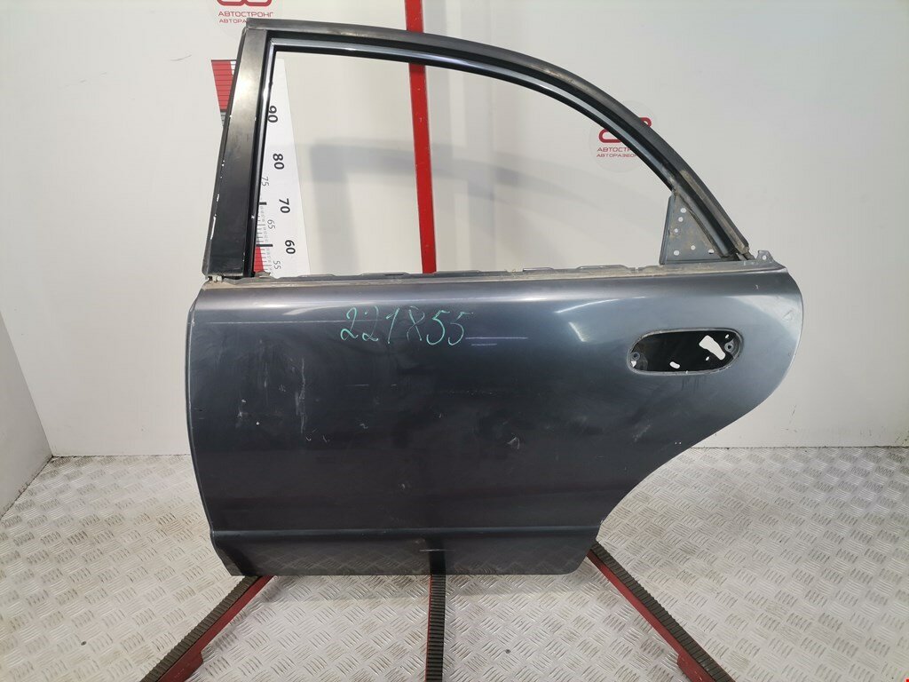 Дверь задняя левая Mazda Xedos6 C00273020A арт. 2130585