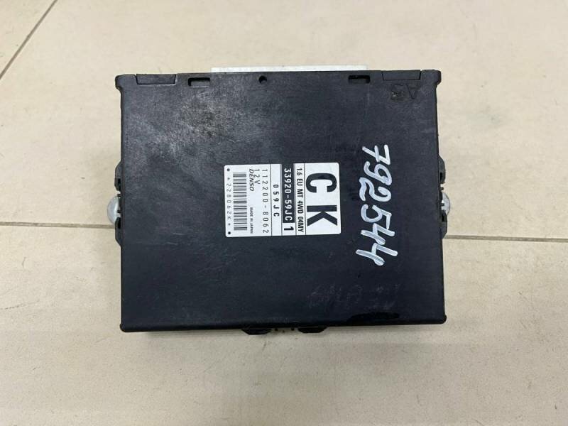 Блок управления двигателем Suzuki Liana 2001-2007 кат.номер: 3392059JC1