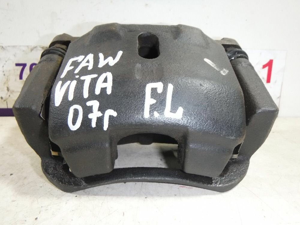 Суппорт передний левый Faw Vita 4775052020