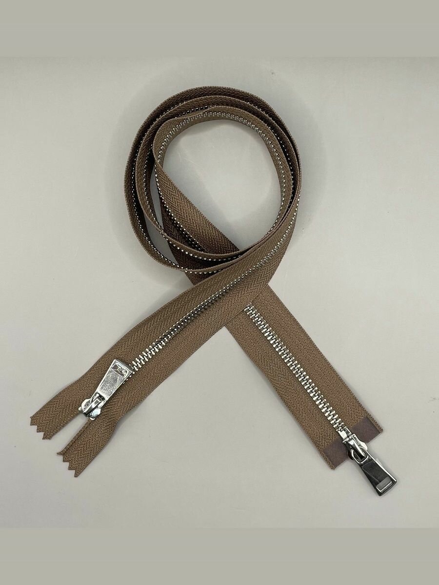 Молния металл,100см, тип 5, темно-бежевый, зубья серебро,2 замка. Италия.1шт.