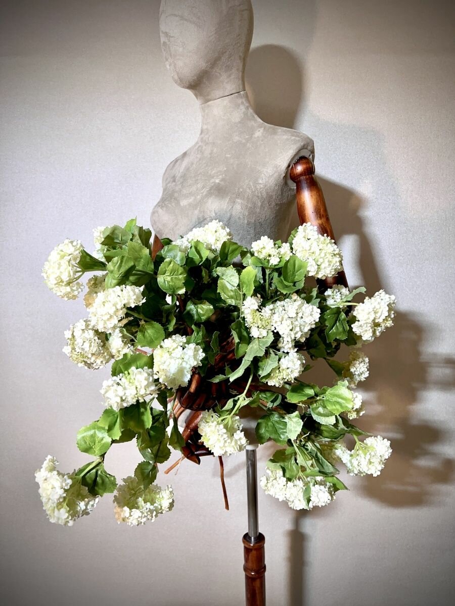 Искусственная ветка калины Ajourele BK-F-303, длина 60см, ширина 30см