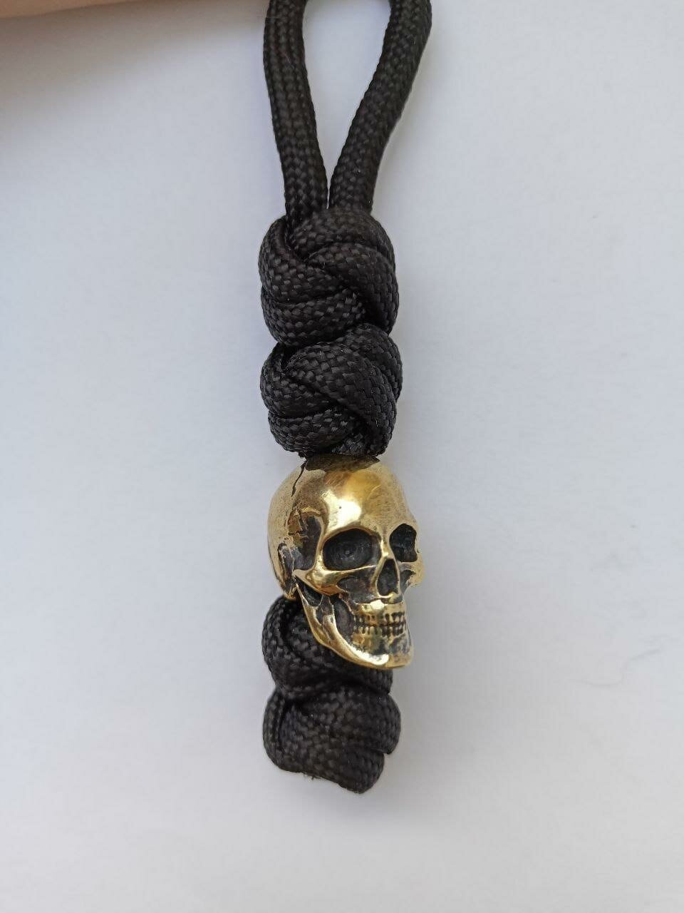 Темляк с бронзовой бусиной Calva(череп)