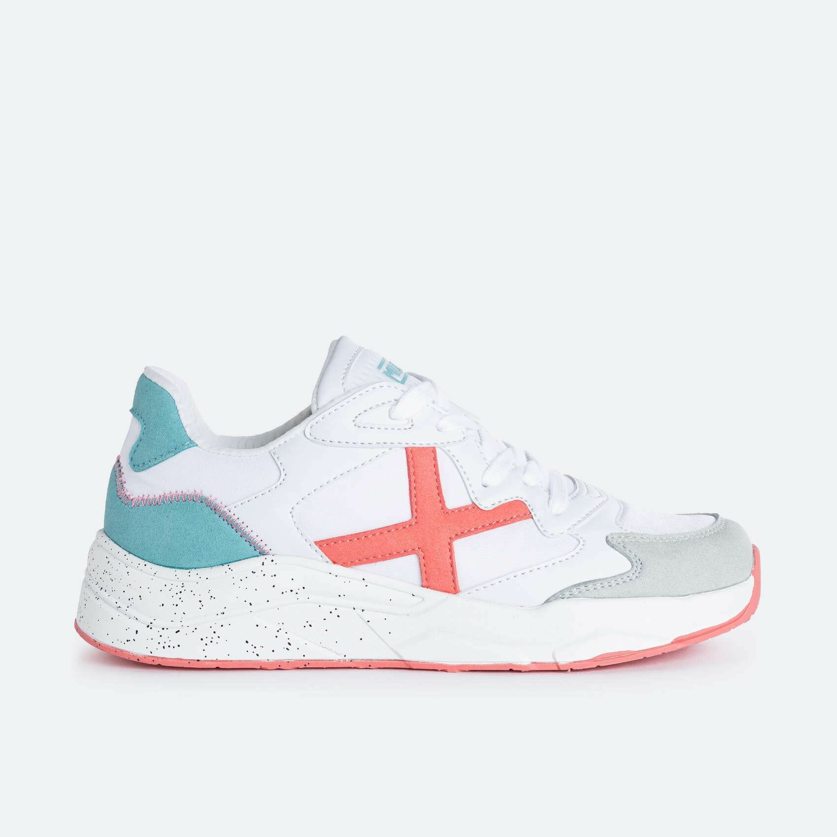 Кроссовки MALI