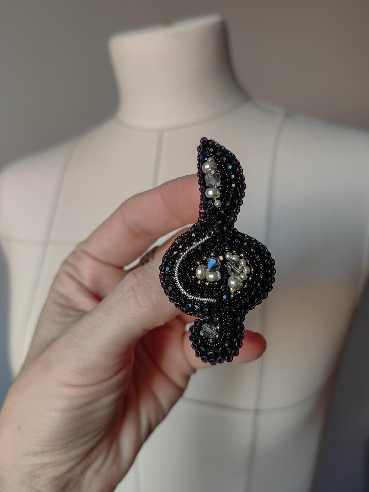 Брошь, кристалл, стразы