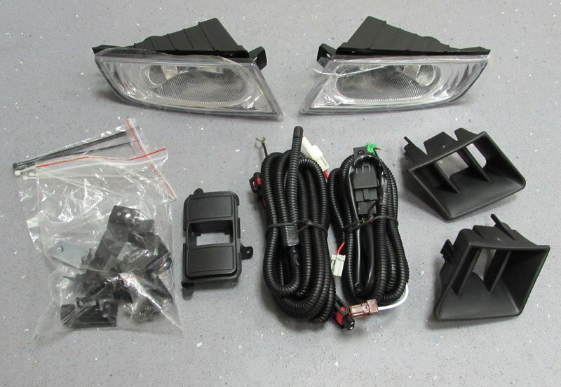 Фары противотуманные Honda Civic седан 2005-2008 (Dlaa HD159)