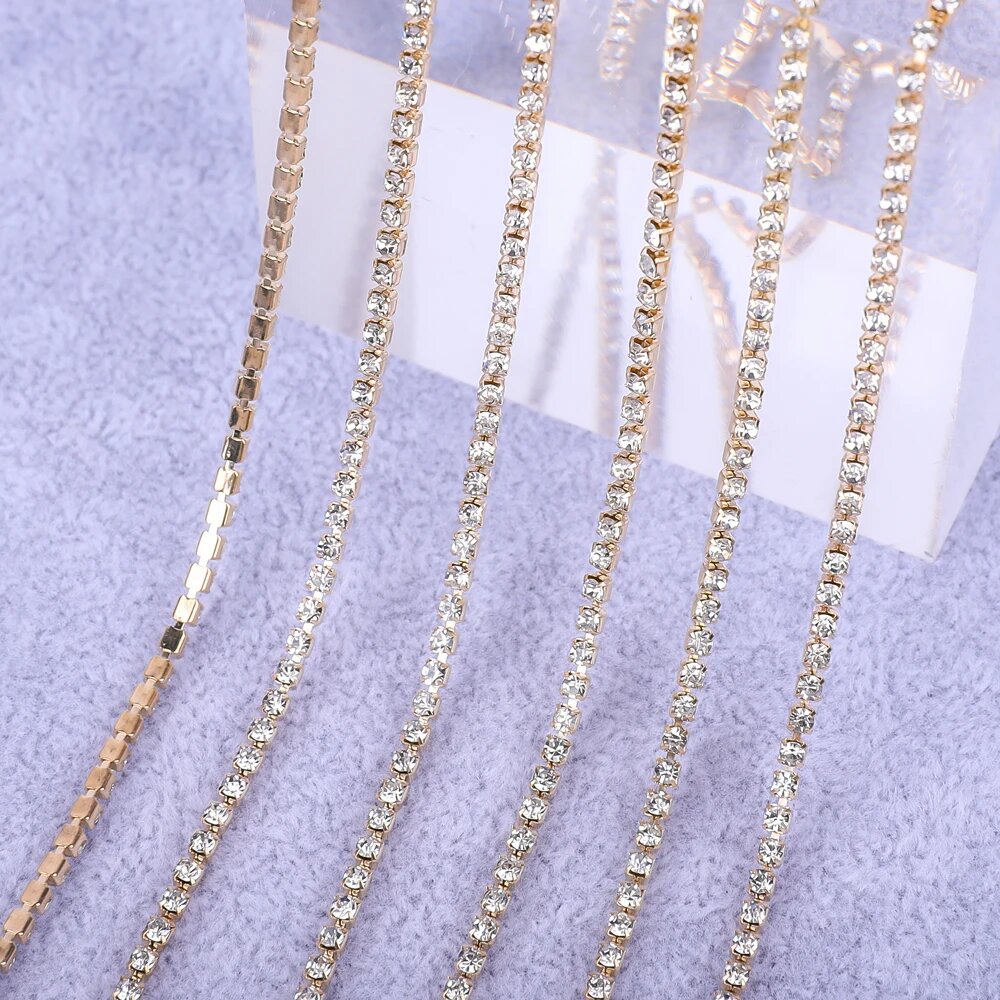 Хрустальные стразы для декорирования, 5 ярдов