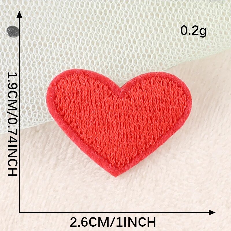 Швейная нашивка сердце 18