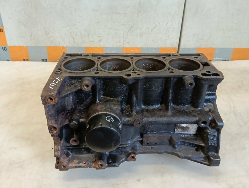 Б/У 1.4 E7J634 Блок цилиндров Renault Kangoo 1999 1, KC 411420 RENAULT арт. 7701468714