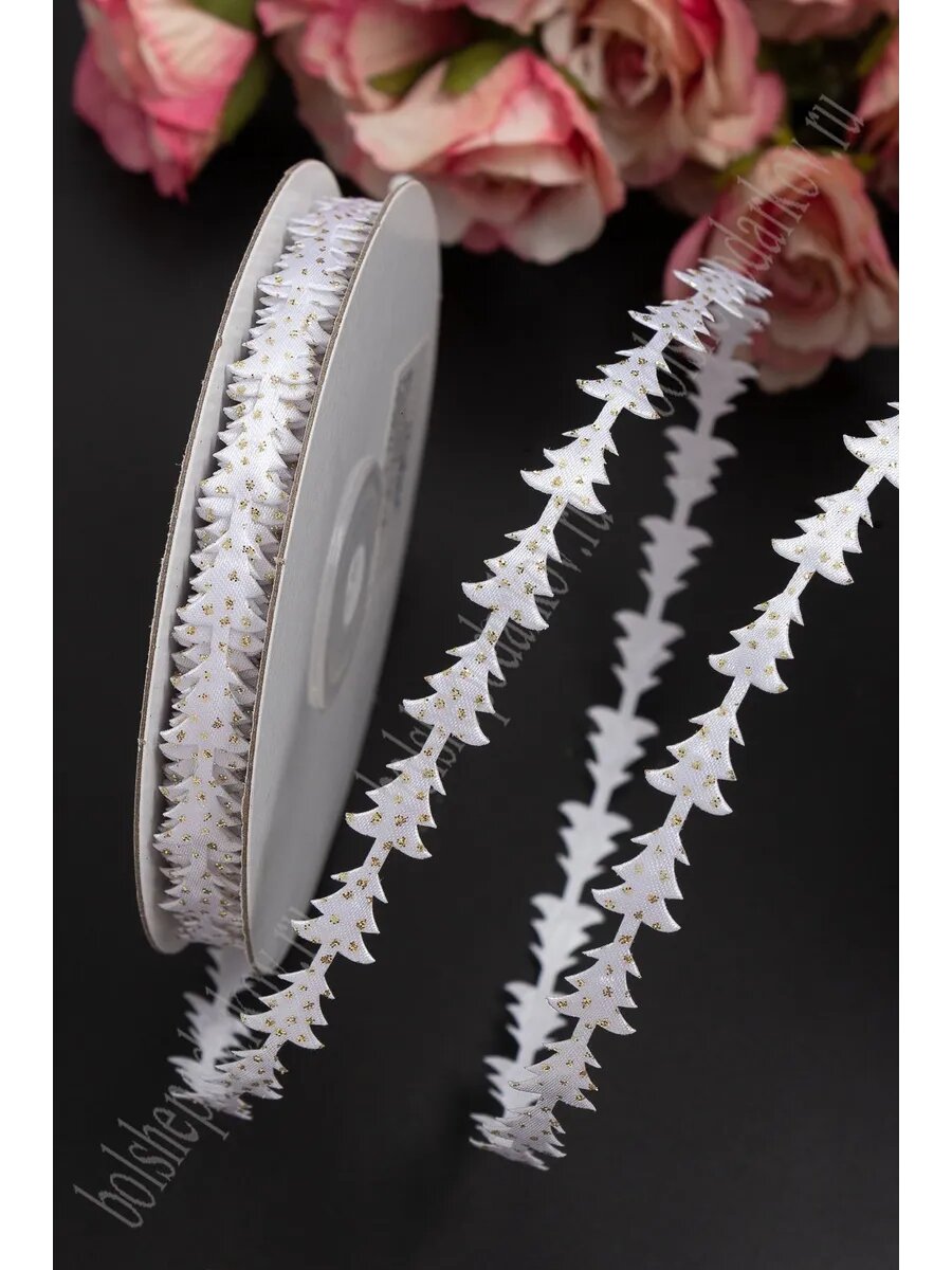 Лента фигурная с блестками Елочка 1см (20ярдов)