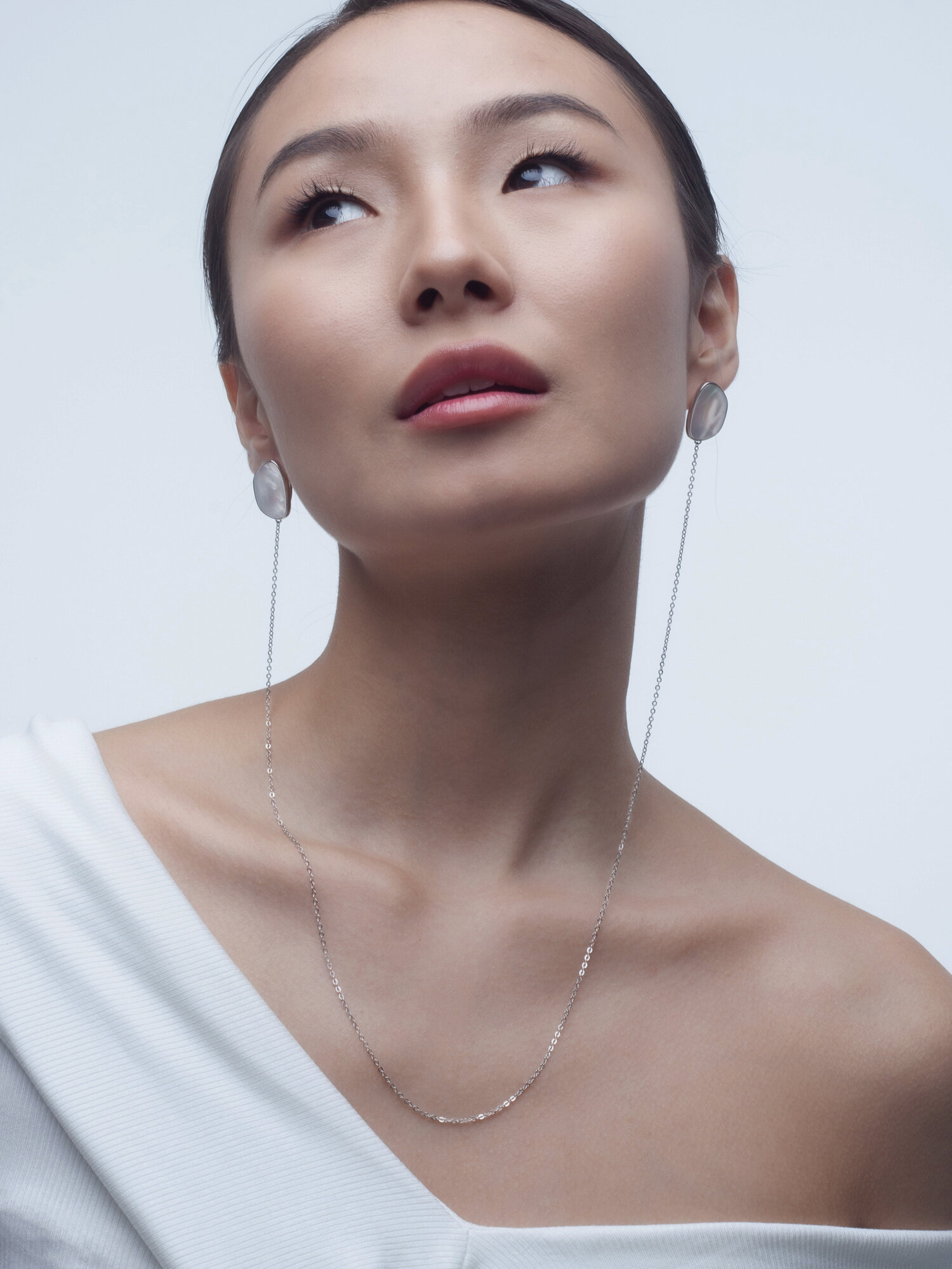 Серьги с подвесками, цепочки, перламутр