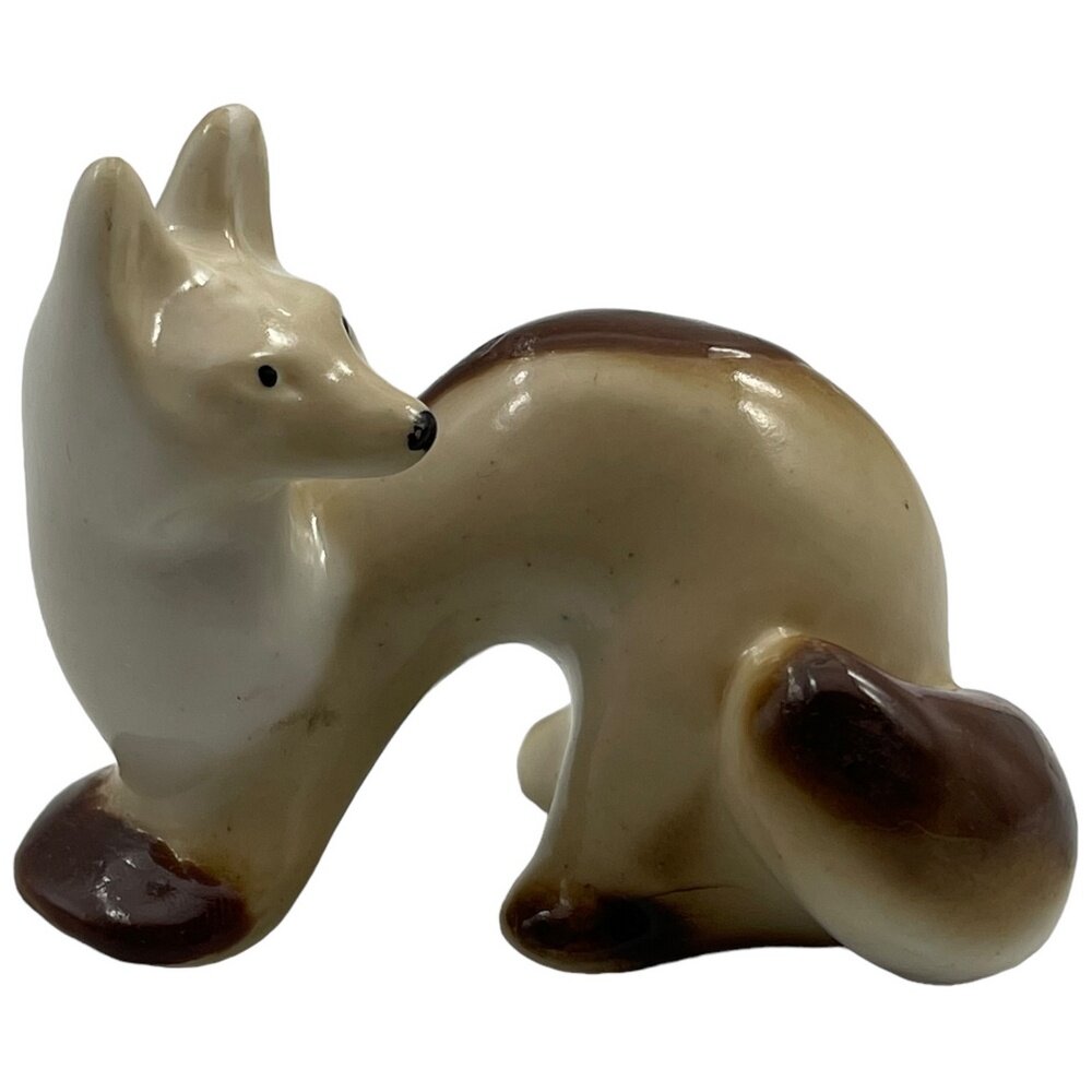 Фарфоровая статуэтка "Куница", автор Чарушин Е. И, худ. Ризнич И. И, 1950-1960 гг. ЛФЗ, СССР