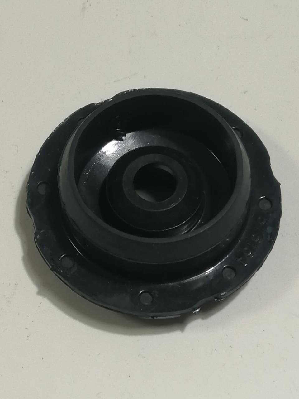 Опора радиатора Geely Vision [1.8 16V 5MT седан] 1064000061