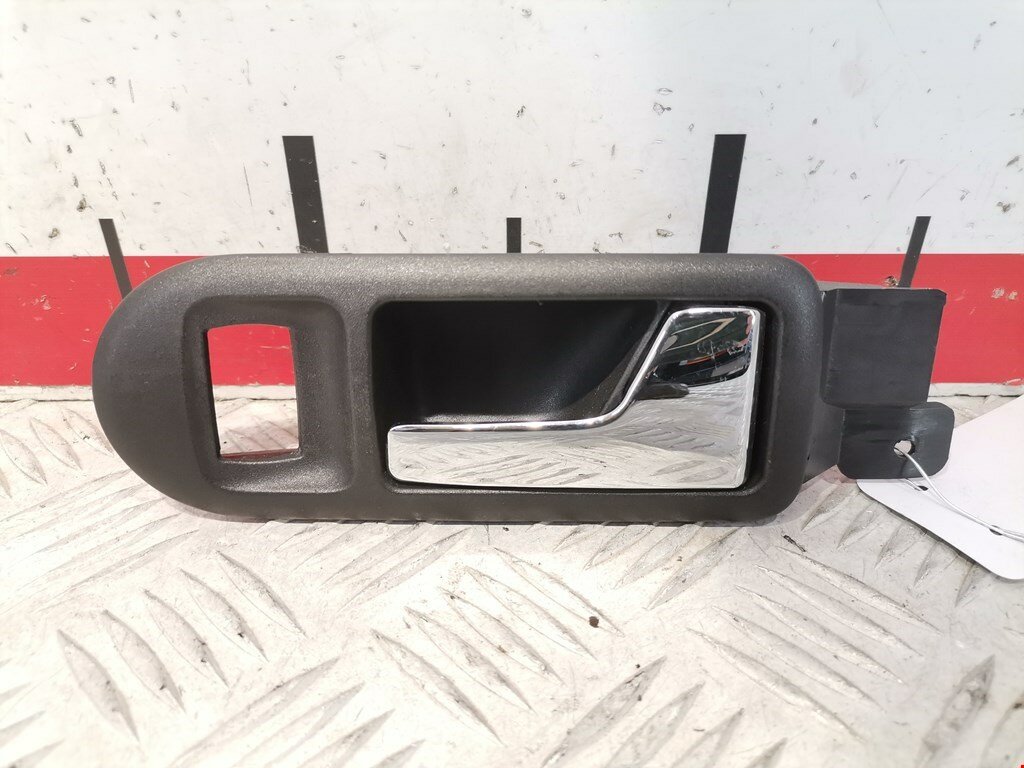 Ручка двери внутренняя передняя правая Volkswagen Golf 4 3B1837114T арт. 1531985
