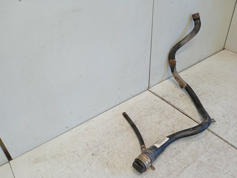 Б/У бензобака, БМВ 7 E65/66 Горловина топливного бака BMW 7-Series 2003 E65/E66 152559 BMW арт. 16117199712