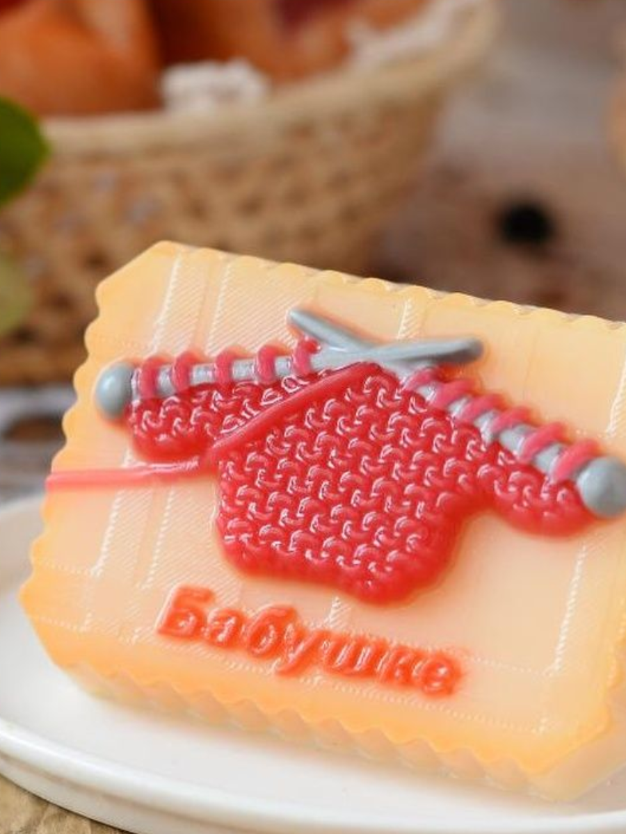 Пластиковая форма Бабушке (свитер) , форма для шоколада, мыла, гипса