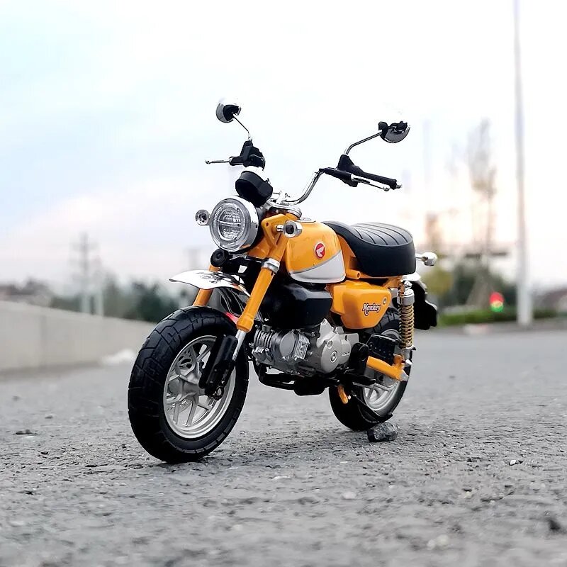 Коллекционные модели Мотоциклы Хонда Monkey 125 металлическая модель 1:9 Honda Monkey 125, Свет и звук.