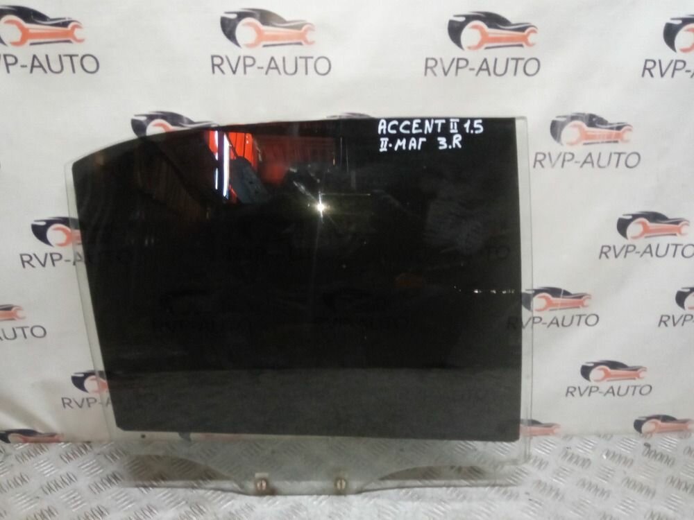 Стекло заднее правое Hyundai Accent 2 1999-2012 Hyundai