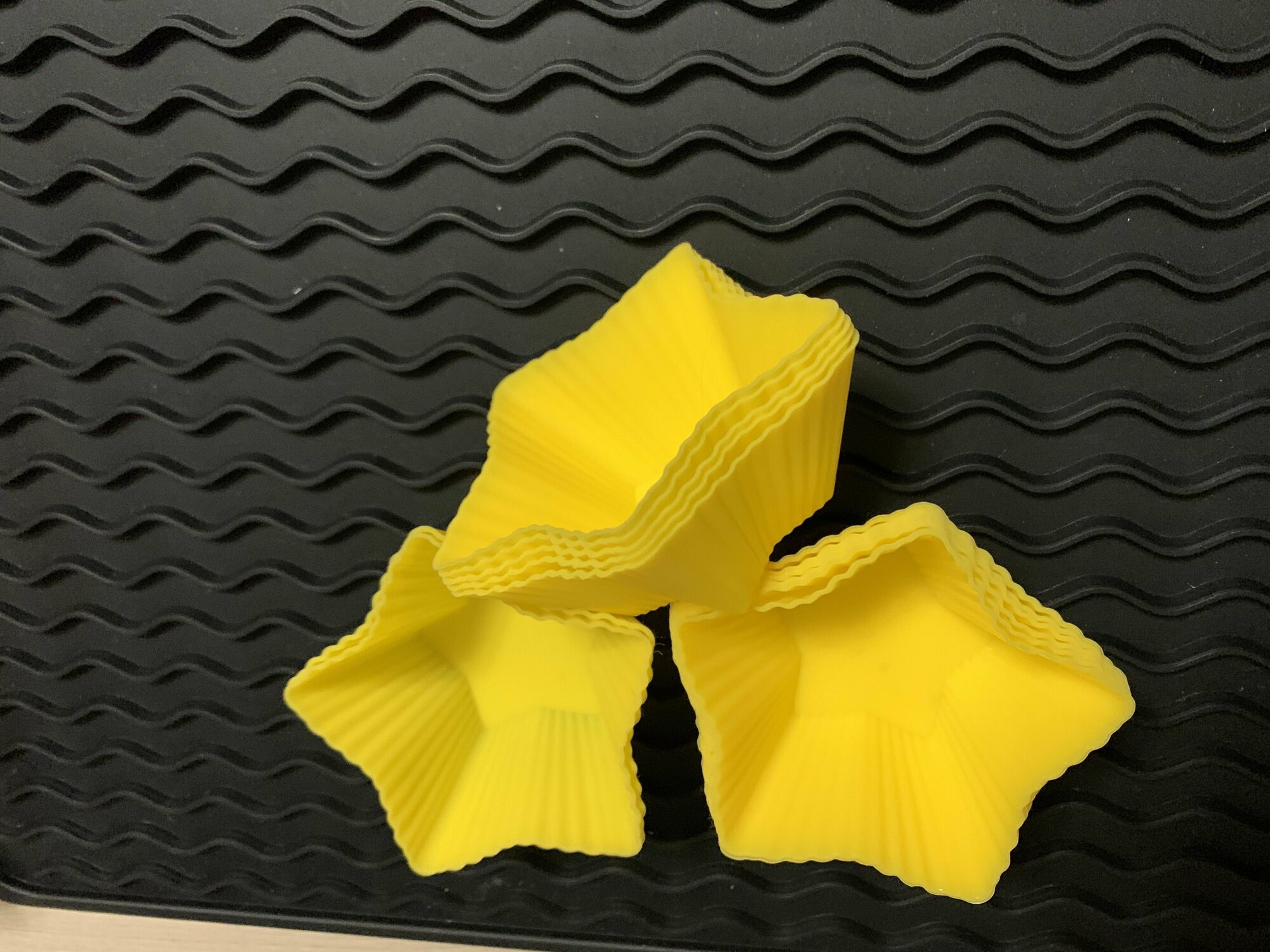 Формочки силиконовые для кексов и маффинов STAR SILICONE MOLD, 12 штук.