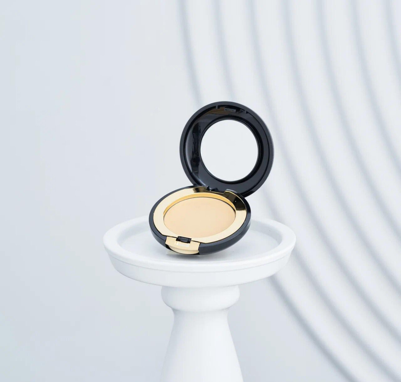 Etre Belle Hydro Concealer Увлажняющий, разглаживающий консилер для лица, цвет Ivory Conceal