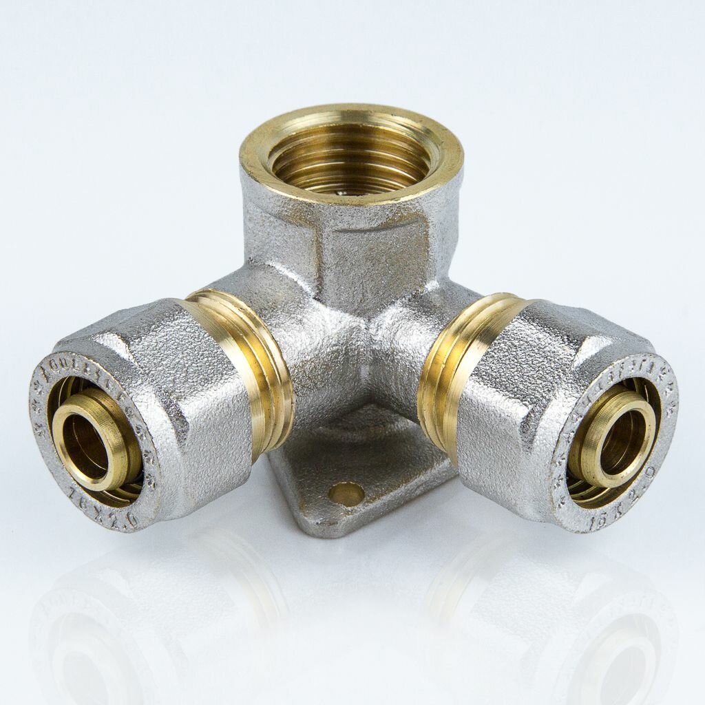 Водорозетка МП латунь никель обжим Дн 16х1/2"х16 ВР ГОСТ 32415-2013 7010 Aquasfera 7010-01