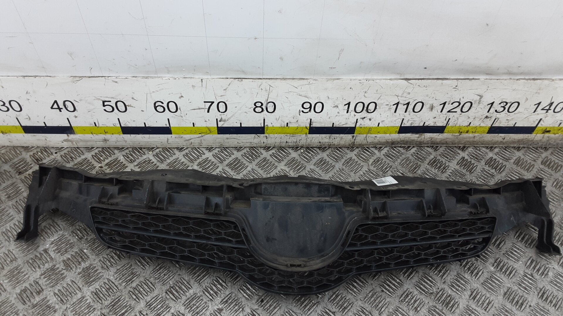 Решетка радиатора TOYOTA AURIS E150, Номер 5311102906, 5311112A00, 5311402170, 5311102390