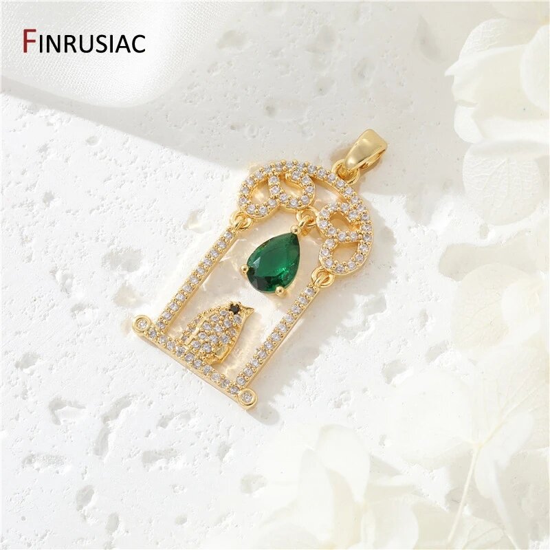 Заключения ювелирных изделий FINRUSIAC Позолоченные подвески из латуни с Изумрудный, 14k gold plated