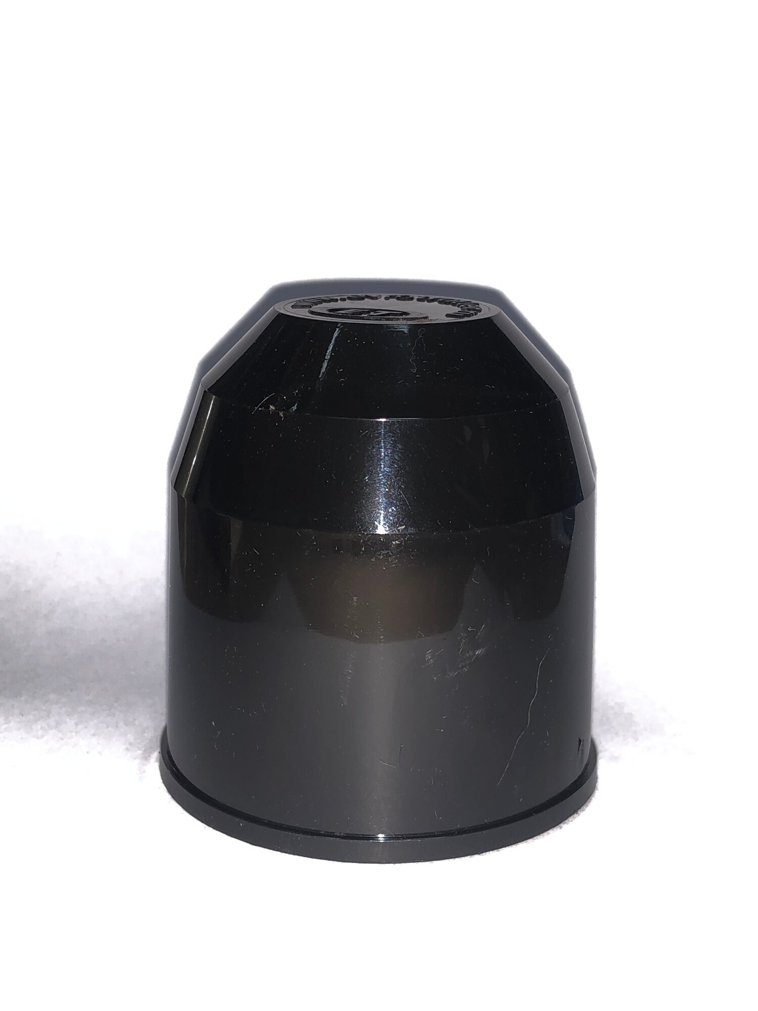 Черный колпачок для фаркопа, пластик.