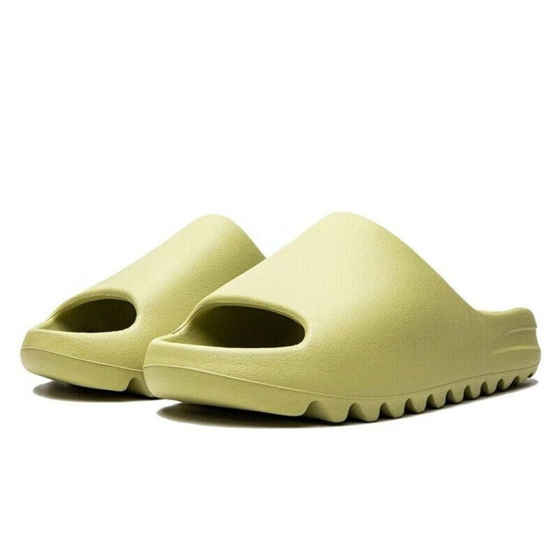 Шлёпанцы Yeezy Slide