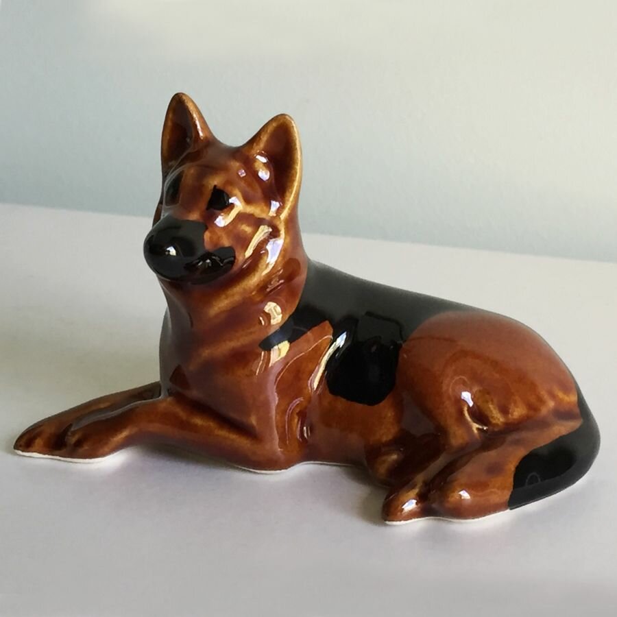 Фаянсовая скульптура Немецкая овчарка mini