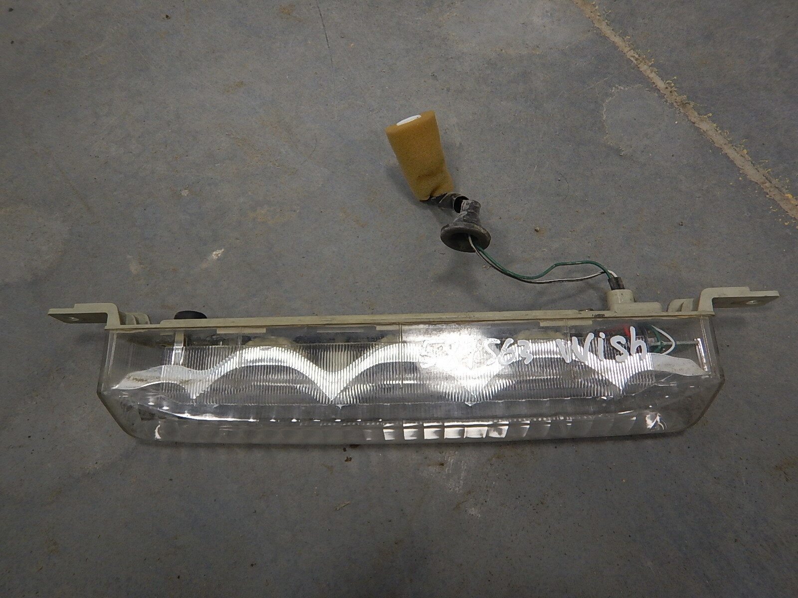 Б/У Фонарь задний (стоп сигнал), Toyota (Тойота)-WISH (03-09) TOYOTA WISH (03-09) без повреждений 587563 TOYOTA арт. 815...