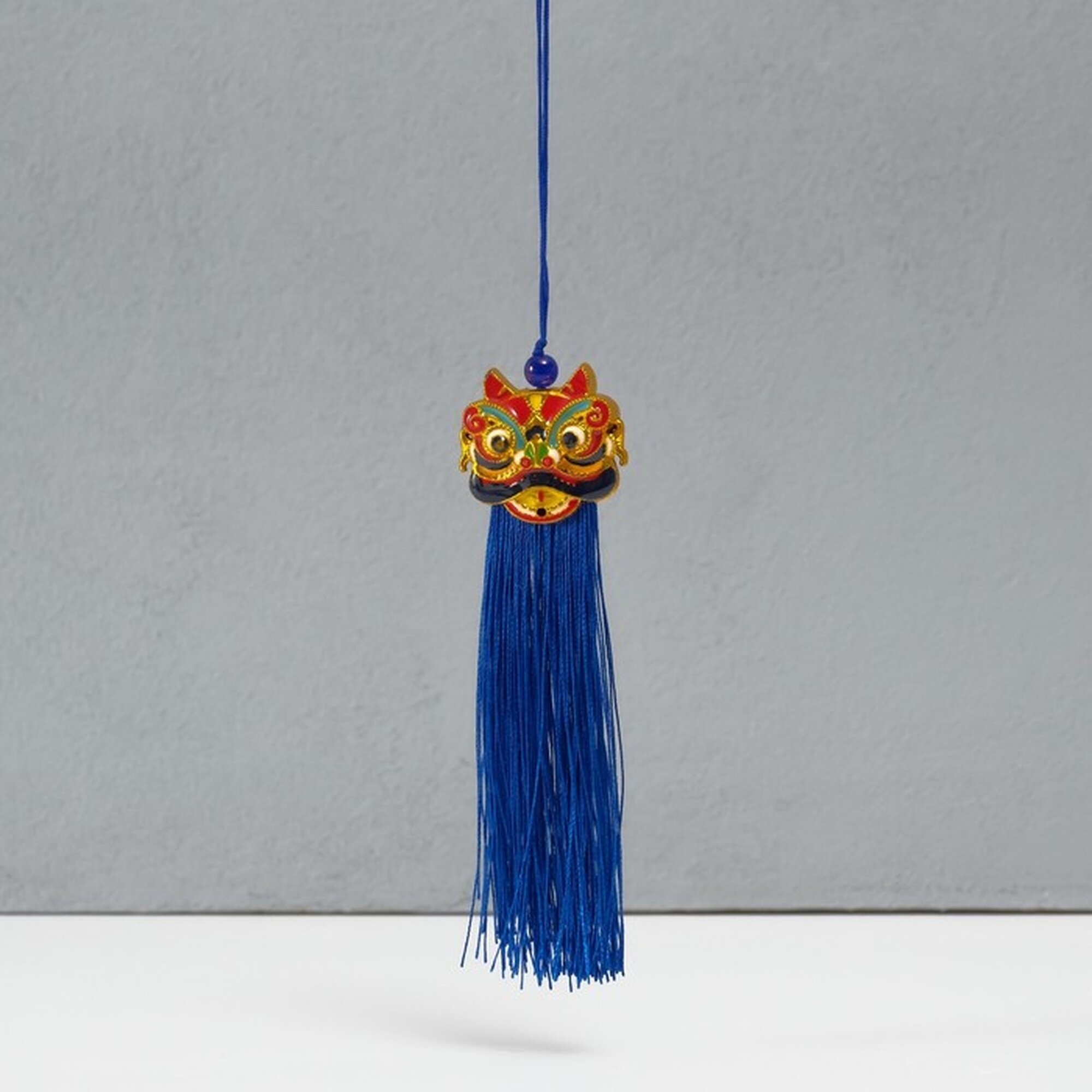 Подвеска "Китайский лев", текстиль, пластик, 2x4x14 см, синяя