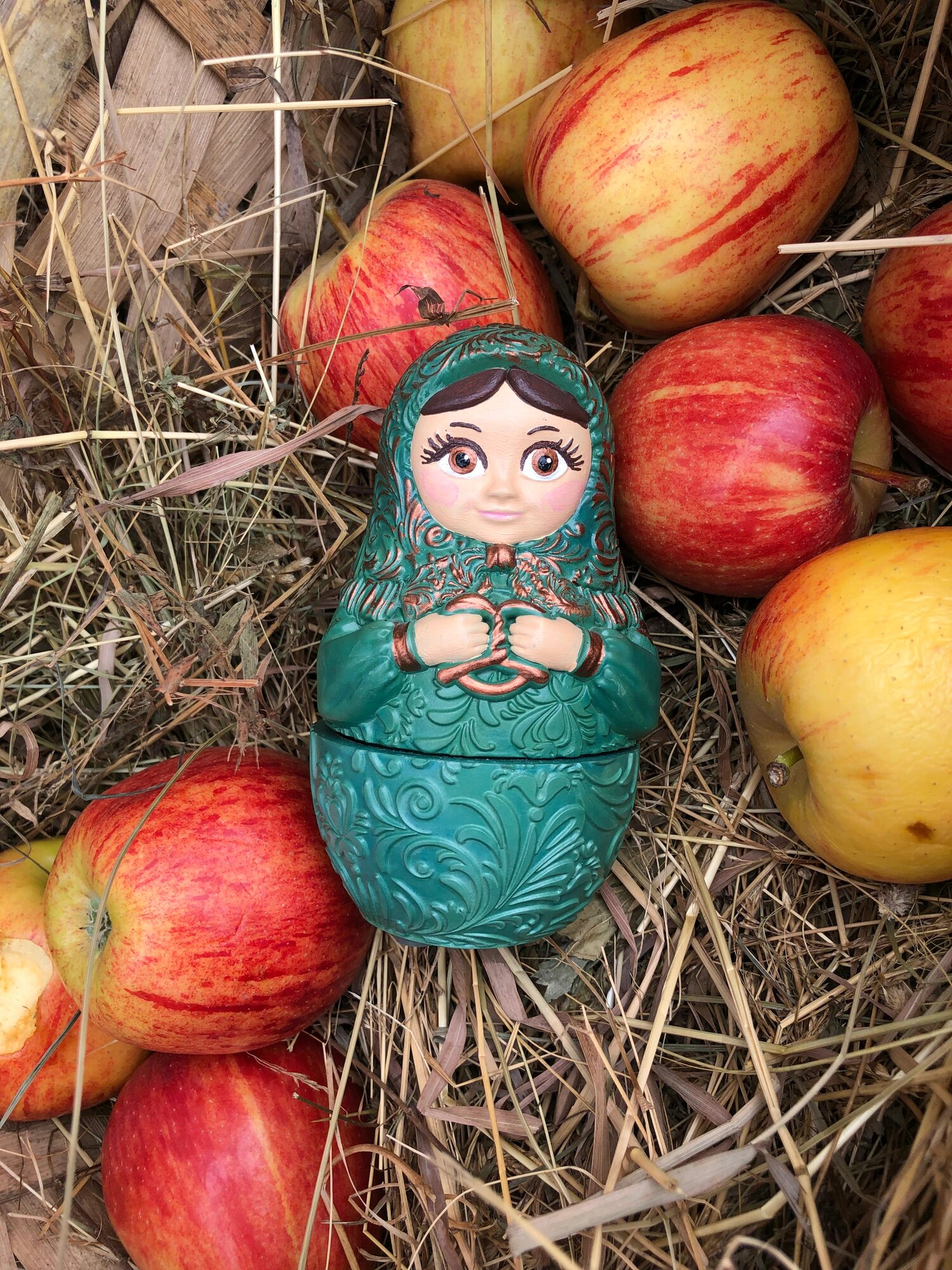 Свеча ароматическая матрешка