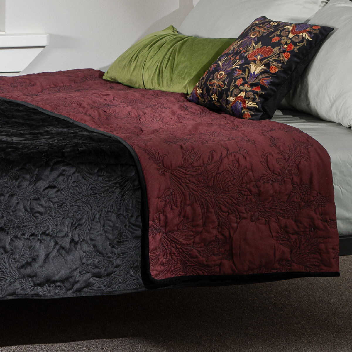 Покрывало бархатное стеганое 240 х 220 см Taro, двустороннее