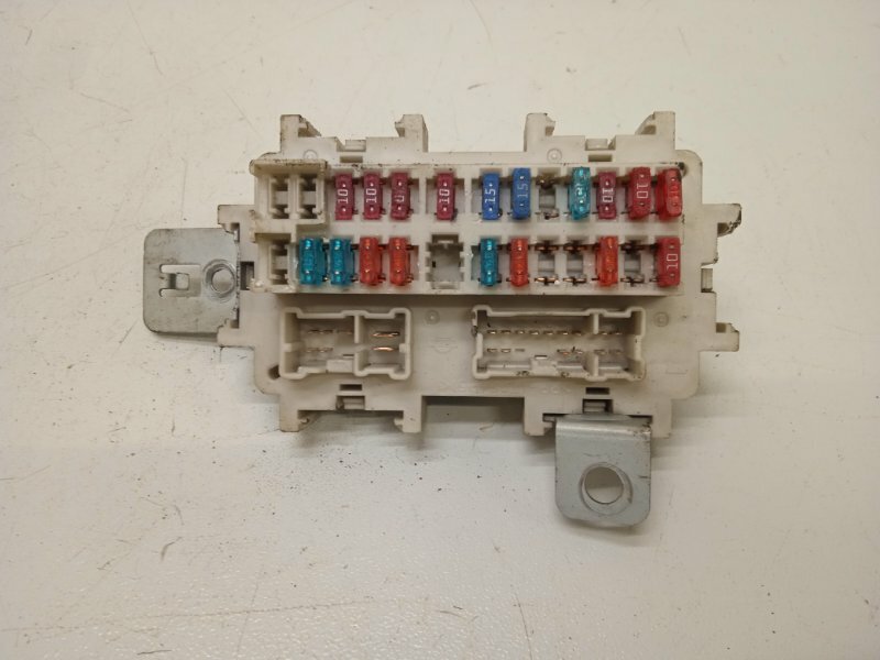 Б/У Ниссан Теана J31, Nissan Maxima (A34) 2004-2008, Nissan Maxima QX34 USA 2004-2008 Блок предохранителей салонный Nissan Te...