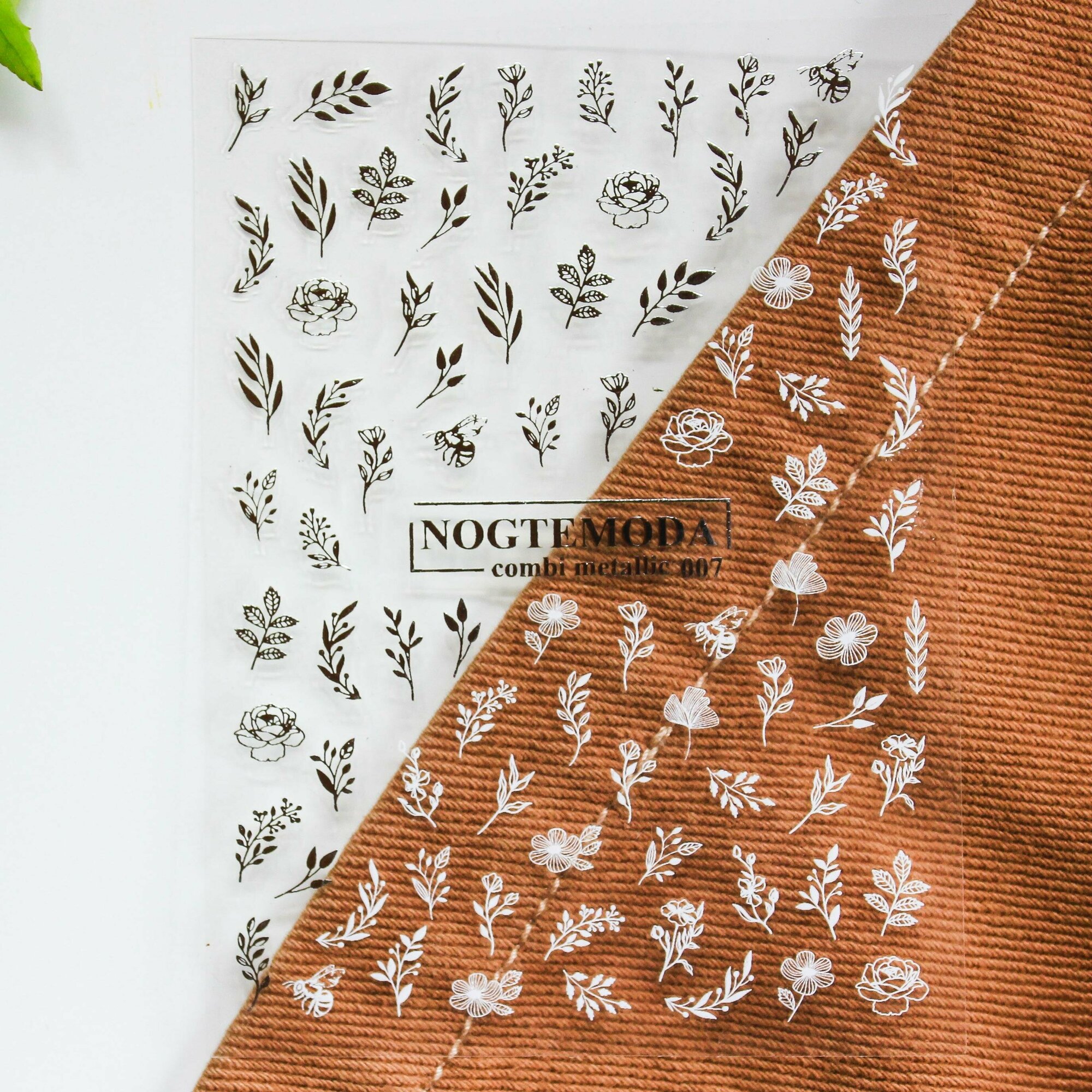 Наклейки Combi Metallic NogteModa №007